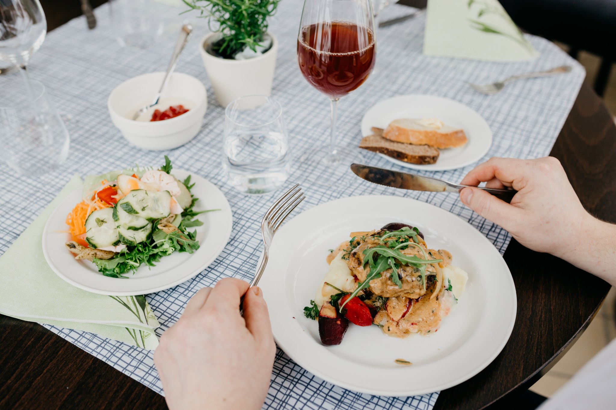 Lauantailounas Pormestarissa klo 11-14 - Vaiha-ravintolat • Pormestari ...